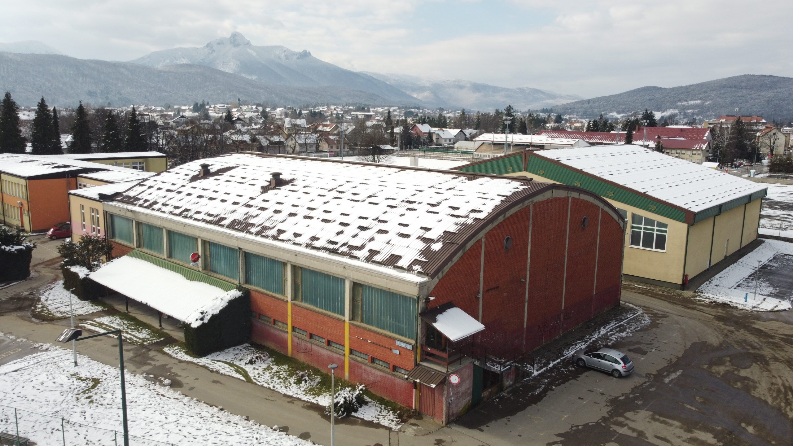 U tijeku postupak javne nabave za energetsku obnovu Gradske sportske dvorane u Ogulinu - Grad Ogulin